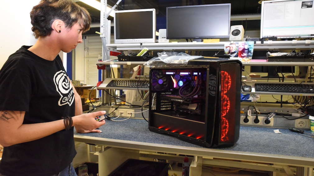 Made in Germany: So entsteht ein PC bei One.de! - COMPUTER BILD