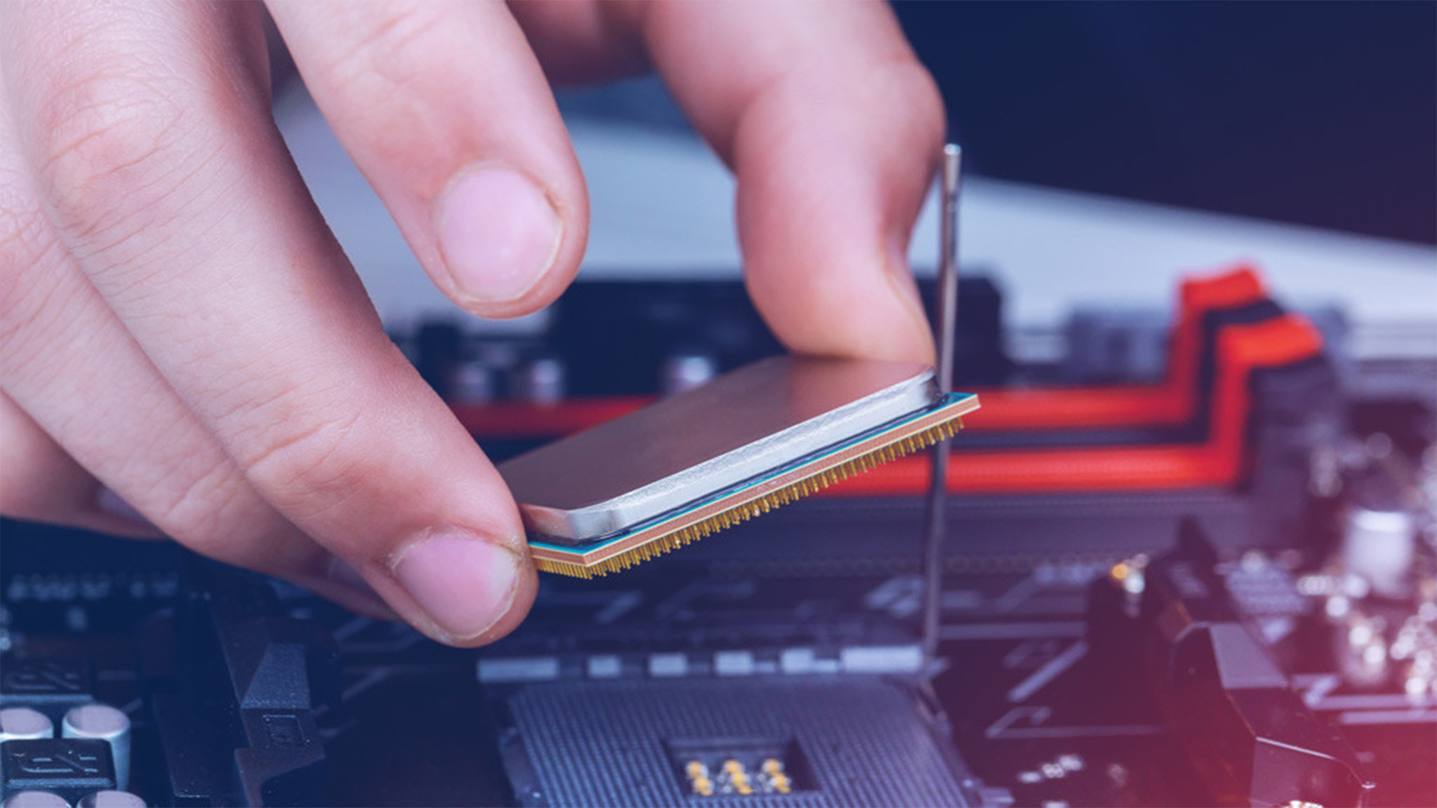 Prozessor einbauen: So installieren Sie eine AMD- oder Intel-CPU ...