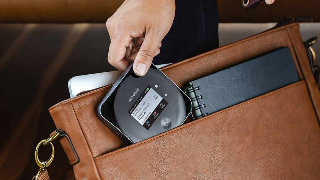 Netgear Nighthawk M2: Mobiler LTE-Router schafft 2 Gigabit - COMPUTER BILD