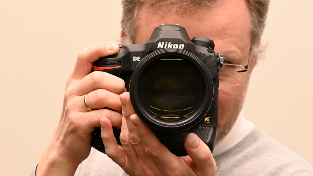 Nikon D6: Neue Profi-Spiegelreflexkamera im ersten Check - COMPUTER BILD