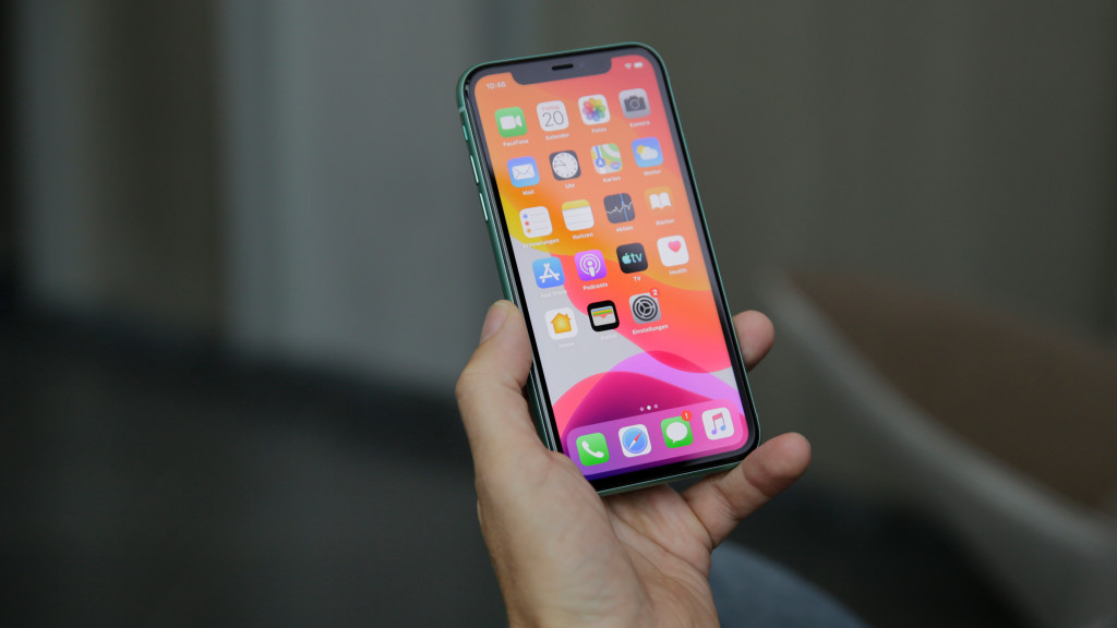 317 Euro sparen: iPhone 11 mit 40-GB-O2-LTE-Flat - COMPUTER BILD