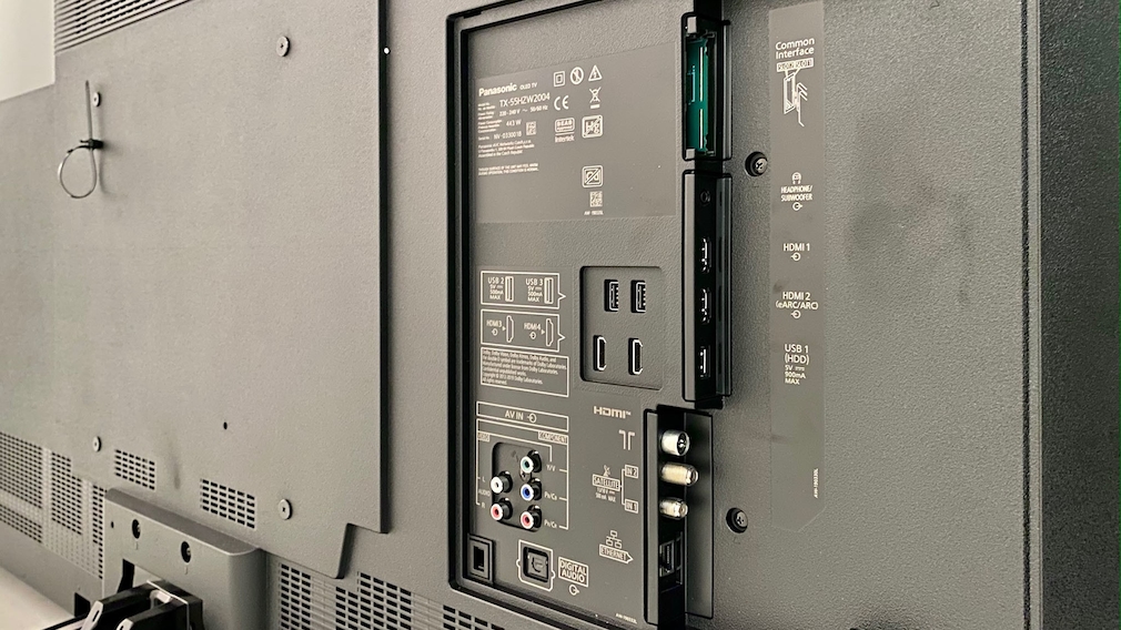 Panasonic HZW2004 im Test: Ist das der beste Fernseher? - COMPUTER BILD