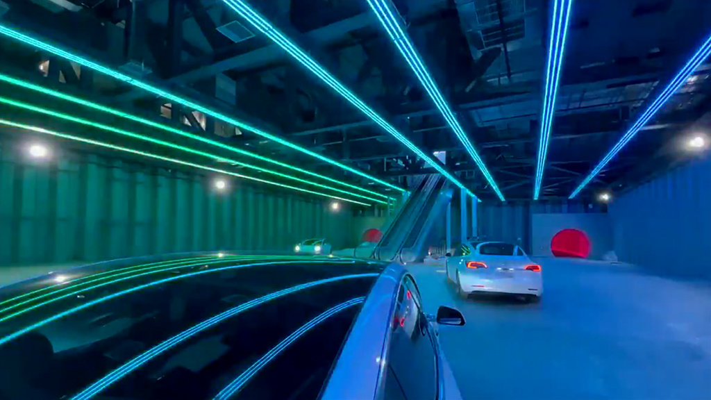 Las Vegas Loop: Tesla zeigt fast fertigen U-Bahnhof - COMPUTER BILD