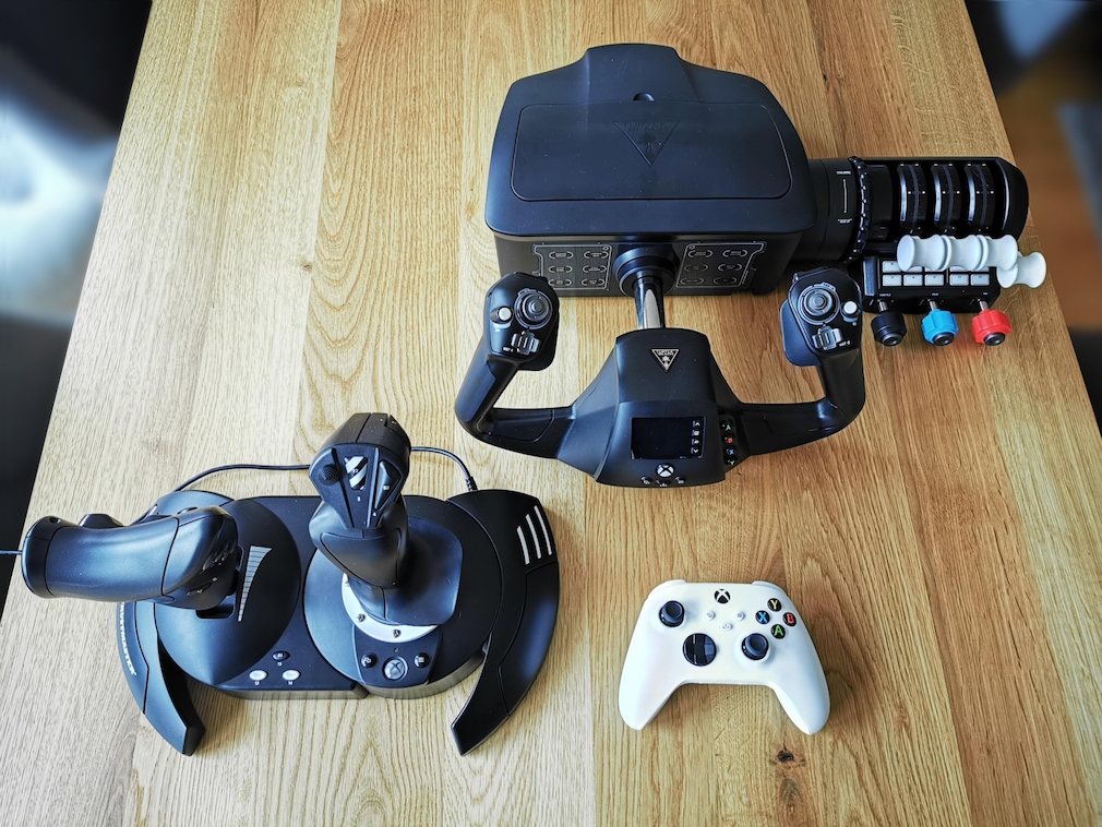 Test: HOTAS Turtle Beach VelocityOne Flightstick - COMPUTER BILD