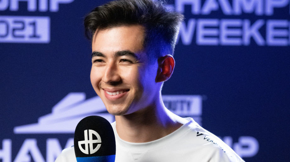 Attach: CDL-Star spricht über Fitness im eSport - COMPUTER BILD