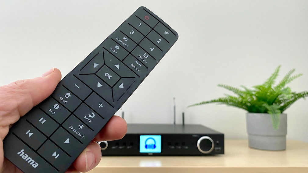 Hama DIT2105SBTX im Test: Spotify & DAB+ für jede Stereo-Anlage ...