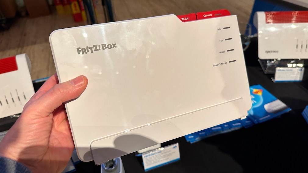 AVM FritzBox 5690 Pro: Neues Top-Modell für DSL und Glasfaser ...