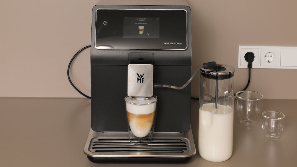 WMF Perfection 880L Test Kaffeevollautomat - COMPUTER BILD