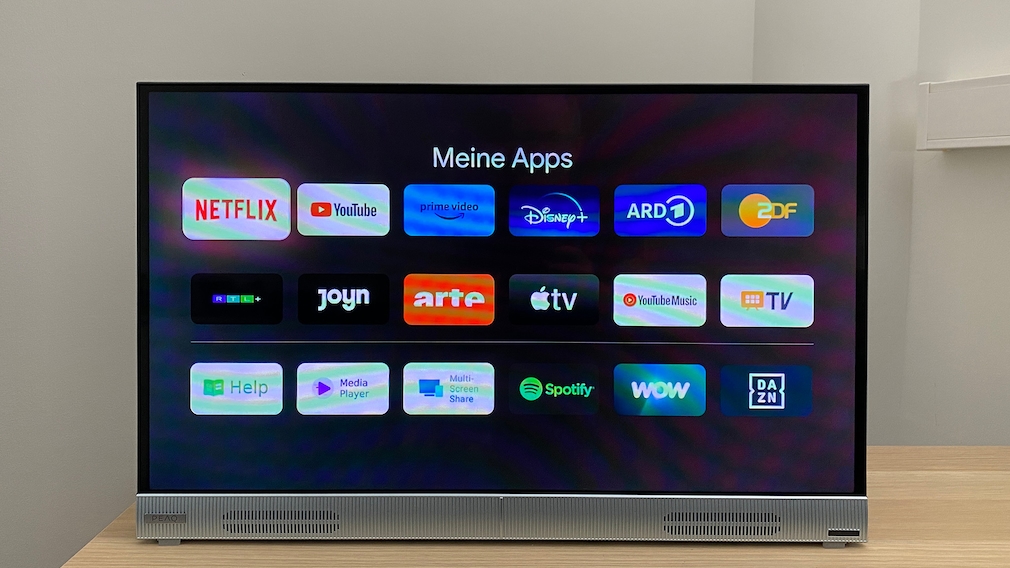 Peaq Portable TV im Test: Dieser Fernseher braucht keine Steckdose ...