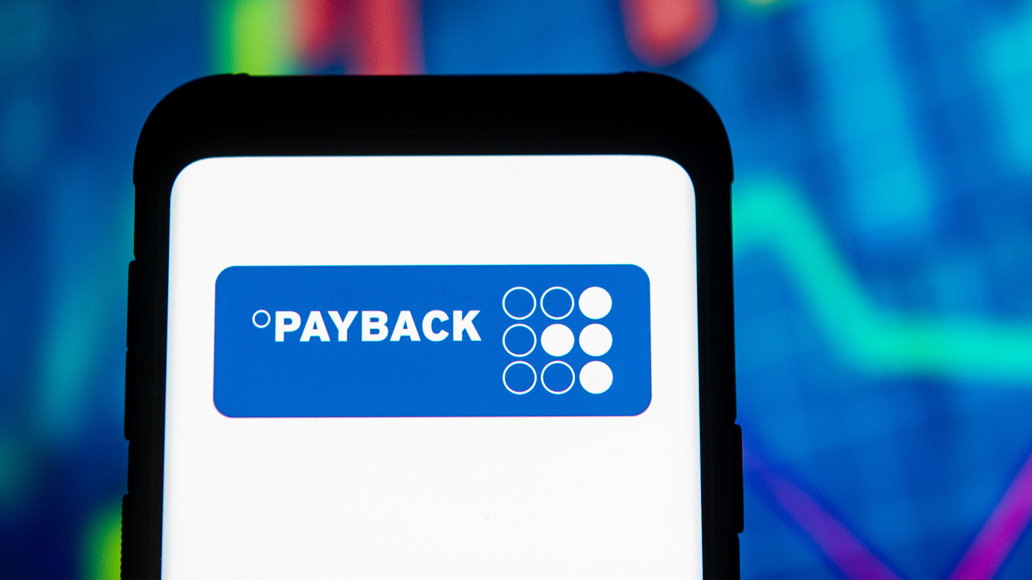 Payback-Kreditkarte: American Express kündigt Einschnitte an - COMPUTER ...