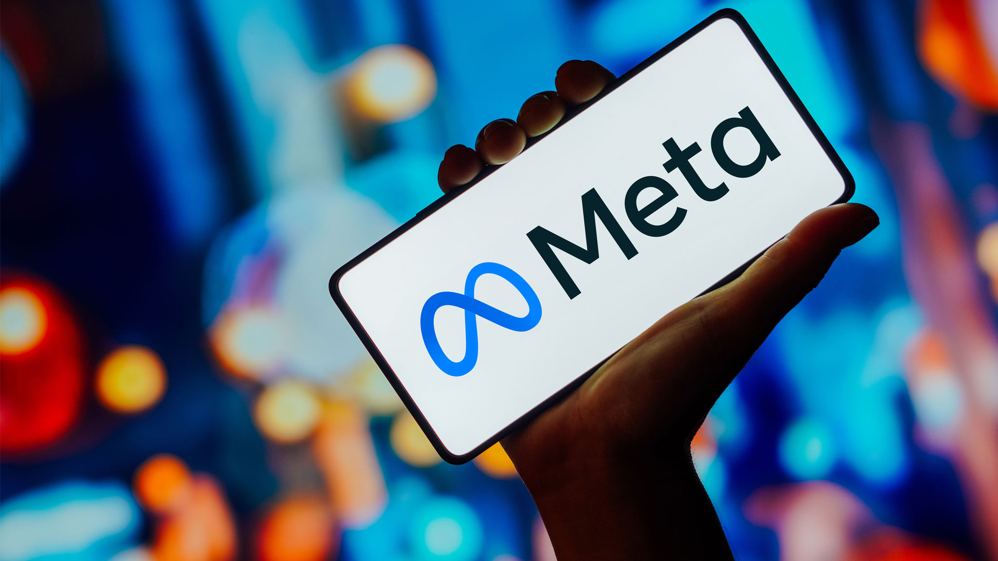 Kindesgefährdung: US-Bundesstaaten verklagen Meta - COMPUTER BILD