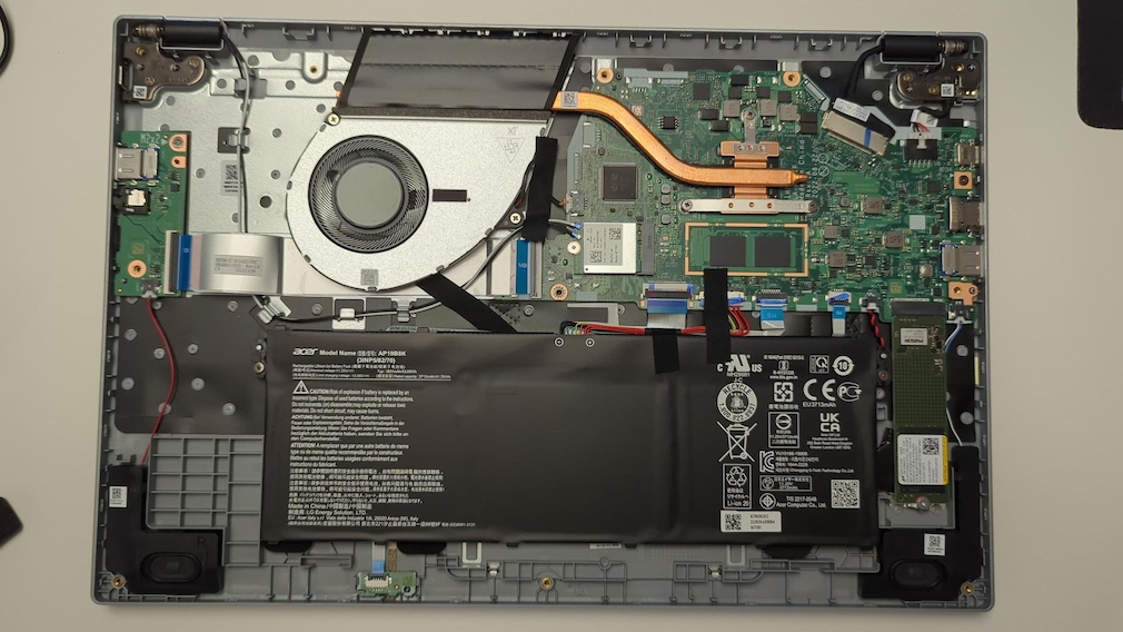 Acer Aspire 3 (A315-24) im Test: Günstiges Einsteiger-Notebook ...