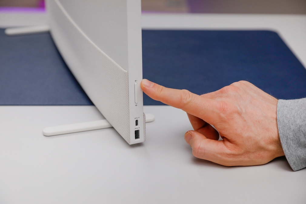 HP Envy Move 24-cs im Test: Mobiler All-in-One-PC mit 24 Zoll ...