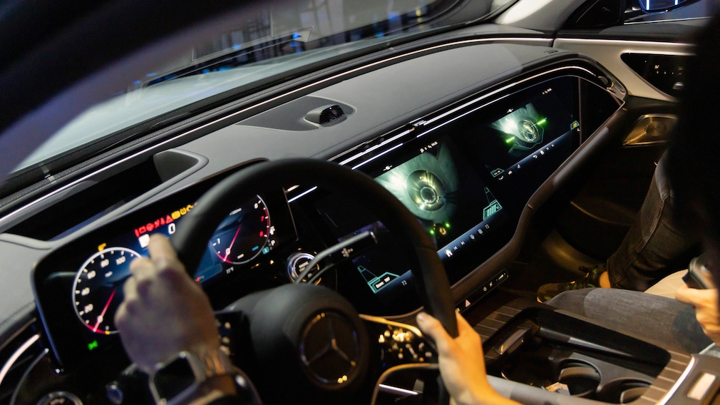 Sound Drive & Co.: Wie Mercedes das In-Car-Entertainment erweitert ...