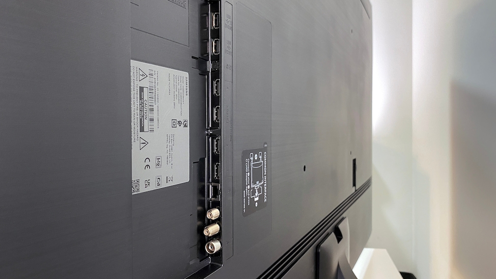 Der Samsung QN90D hat ein sehr gutes Preis-Leistungs-Verhältnis ...