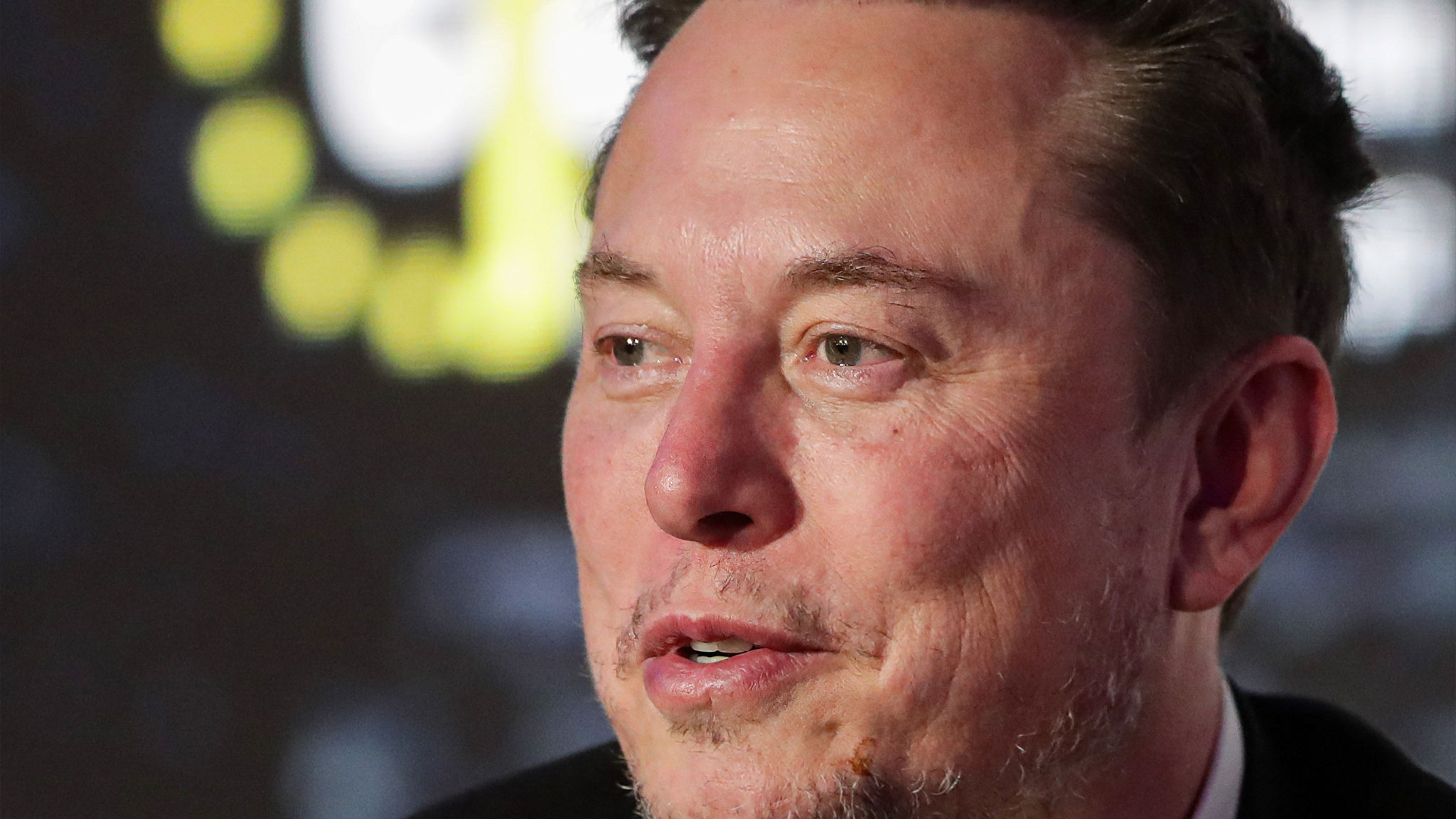 Lobt sich Elon Musk mit Fake-Account auf X selbst? - COMPUTER BILD