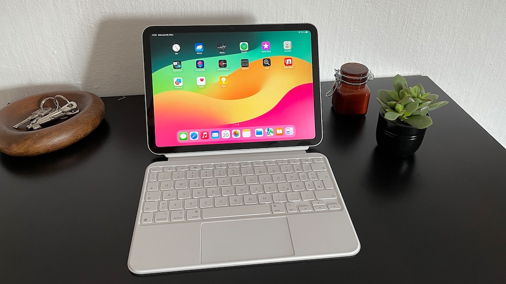Apple Magic Keyboard Folio für das iPad (10. Gen.) im Test - COMPUTER BILD