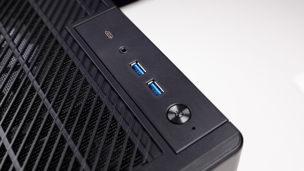 Medion Erazer Bandit P20 im Test: Kleiner, feiner Gaming-PC - COMPUTER BILD