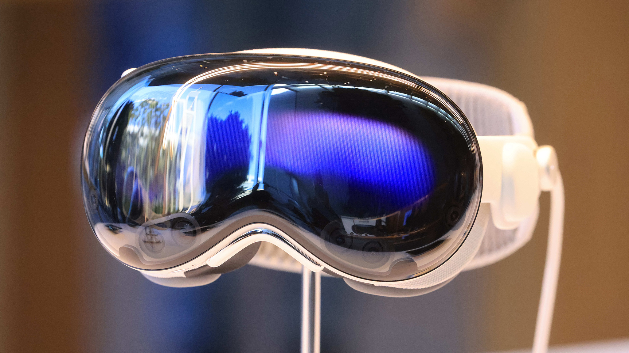 Apple Vision Pro: visionOS 2 kommt mit neuen Apps und Features ...