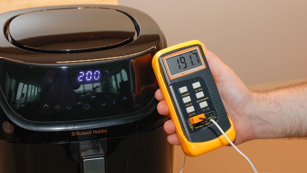 Russell Hobbs SatisFry Air XXL im Test: Kleiner Pommes-Riese - COMPUTER ...