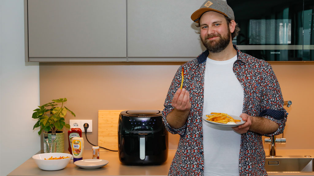 Russell Hobbs SatisFry Air XXL im Test: Kleiner Pommes-Riese - COMPUTER ...
