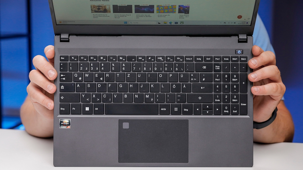 CSL R'Evolve C15 5500U im Test: Gutes und günstiges Notebook - COMPUTER ...