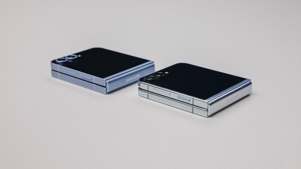 Samsung Galaxy Z Flip 5 vs. Flip 6 im Vergleich: Test der Klapphandys ...