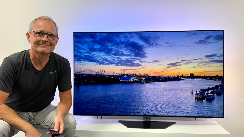 Philips OLED809: Der günstigste OLED-TV mit Ambilight im Test ...
