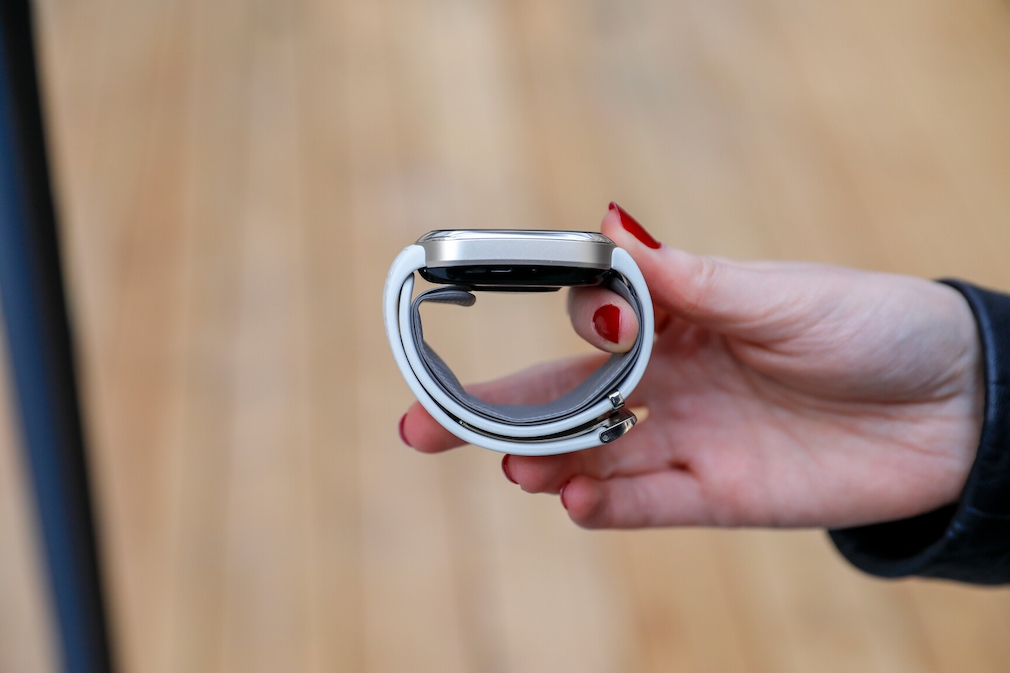 Huawei Watch D2 Test: Misst Blutdruck mit Airbag-Armband - COMPUTER BILD