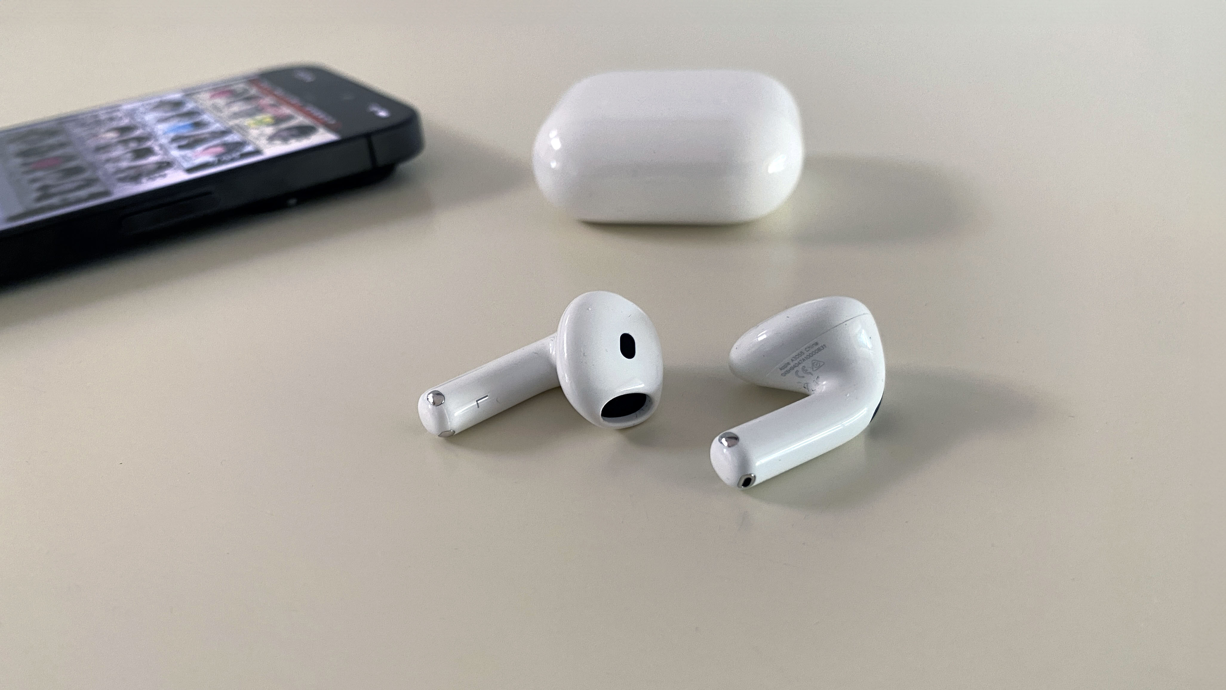 Apple AirPods 4 & AirPods 4 ANC Test: Die sind nicht ganz dicht ...