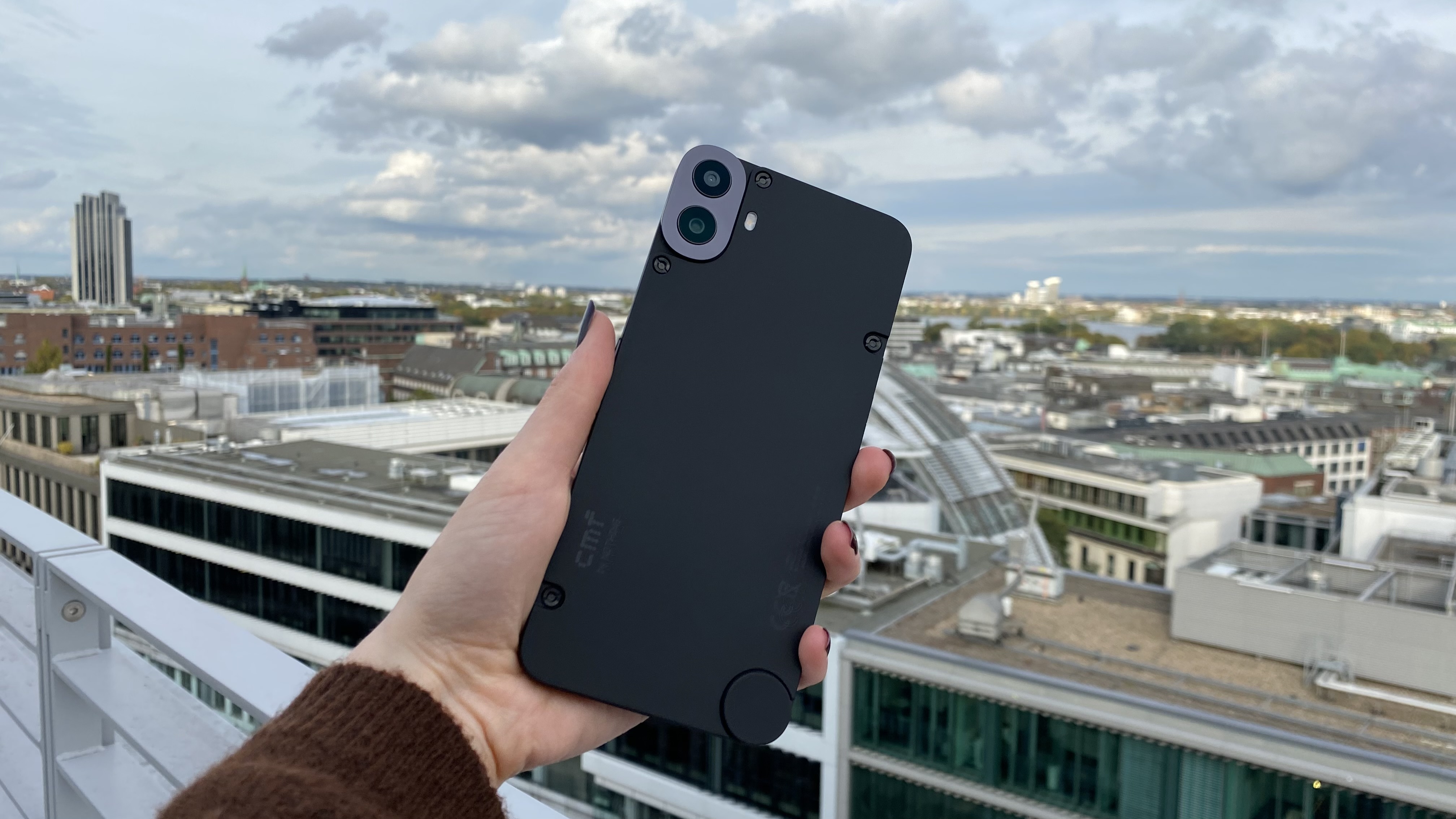 CMF Phone 1 im Test: Das Smartphone der vielen Möglichkeiten - COMPUTER ...