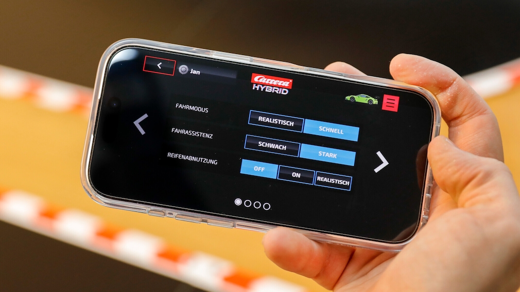 Carrera Hybrid im Test: KI-Rennspaß für Groß und Klein - COMPUTER BILD