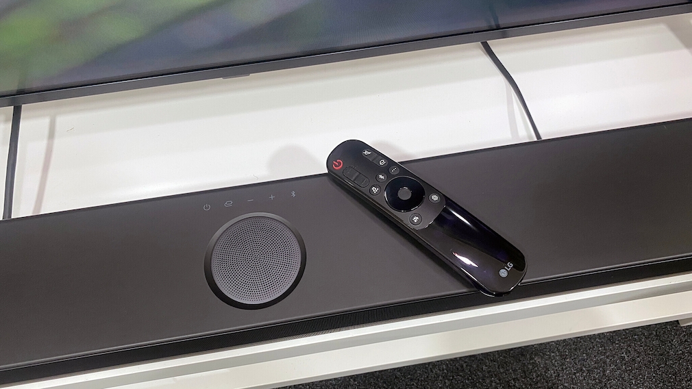 Die LG DS70TY liefert im Soundbar-Test günstig Raumklang - COMPUTER BILD