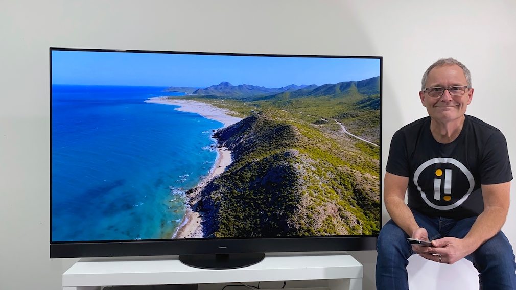 Der Panasonic Z90A glänzt im Fernseher-Test mit perfekten Farben ...