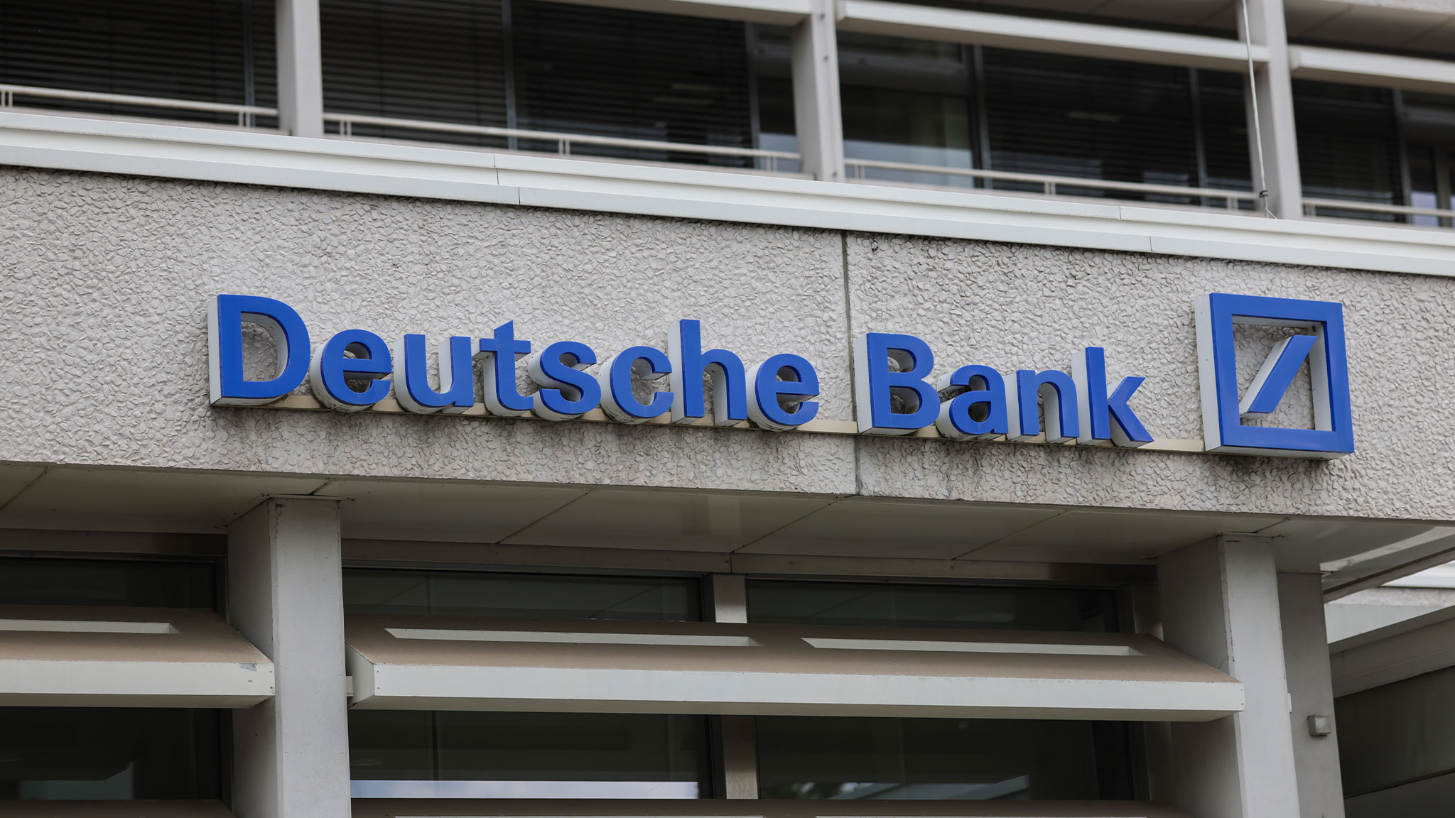 Deutsche Bank: Top-Zinsen fürs Festgeld laufen bald aus - COMPUTER BILD