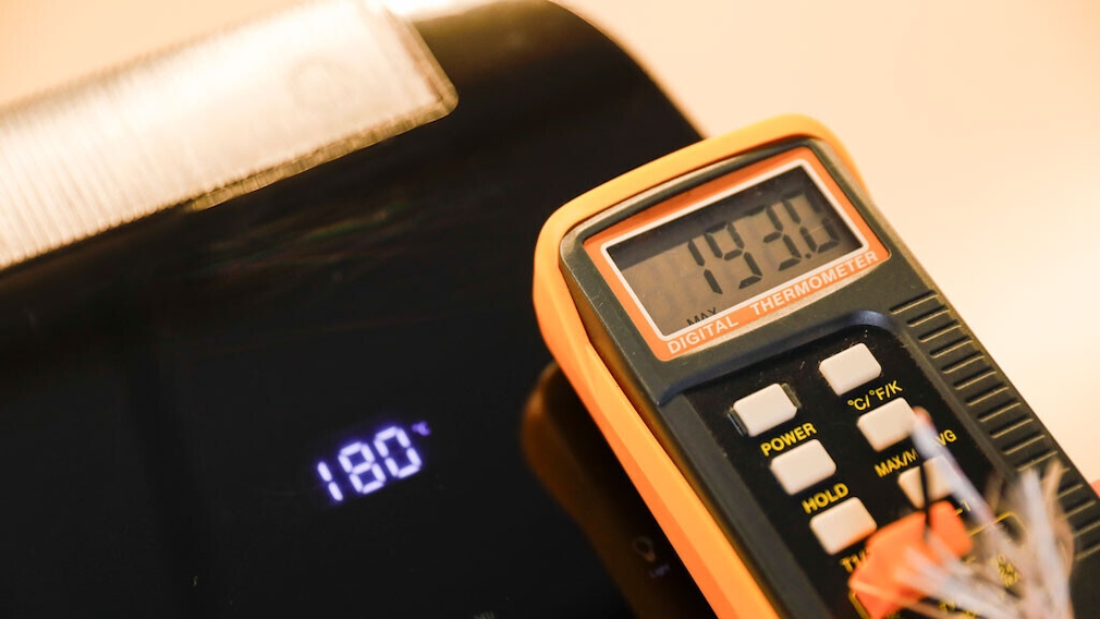 Panasonic NF-CC500 im Test: Dieser Airfryer macht Dampf - COMPUTER BILD