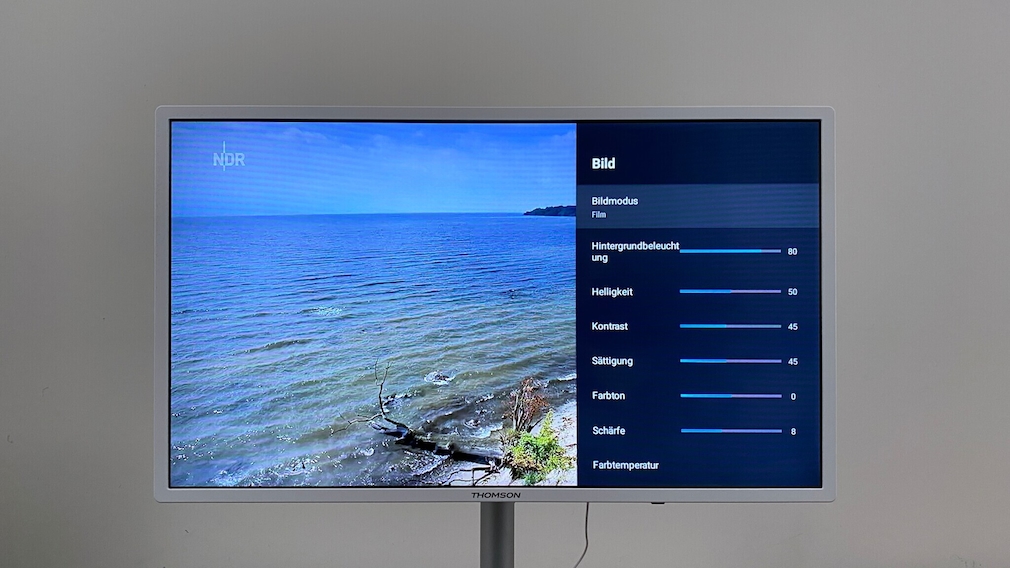Thomson Go TV 32HA4M44: Smarter Fernseher mit Akku im Test - COMPUTER BILD