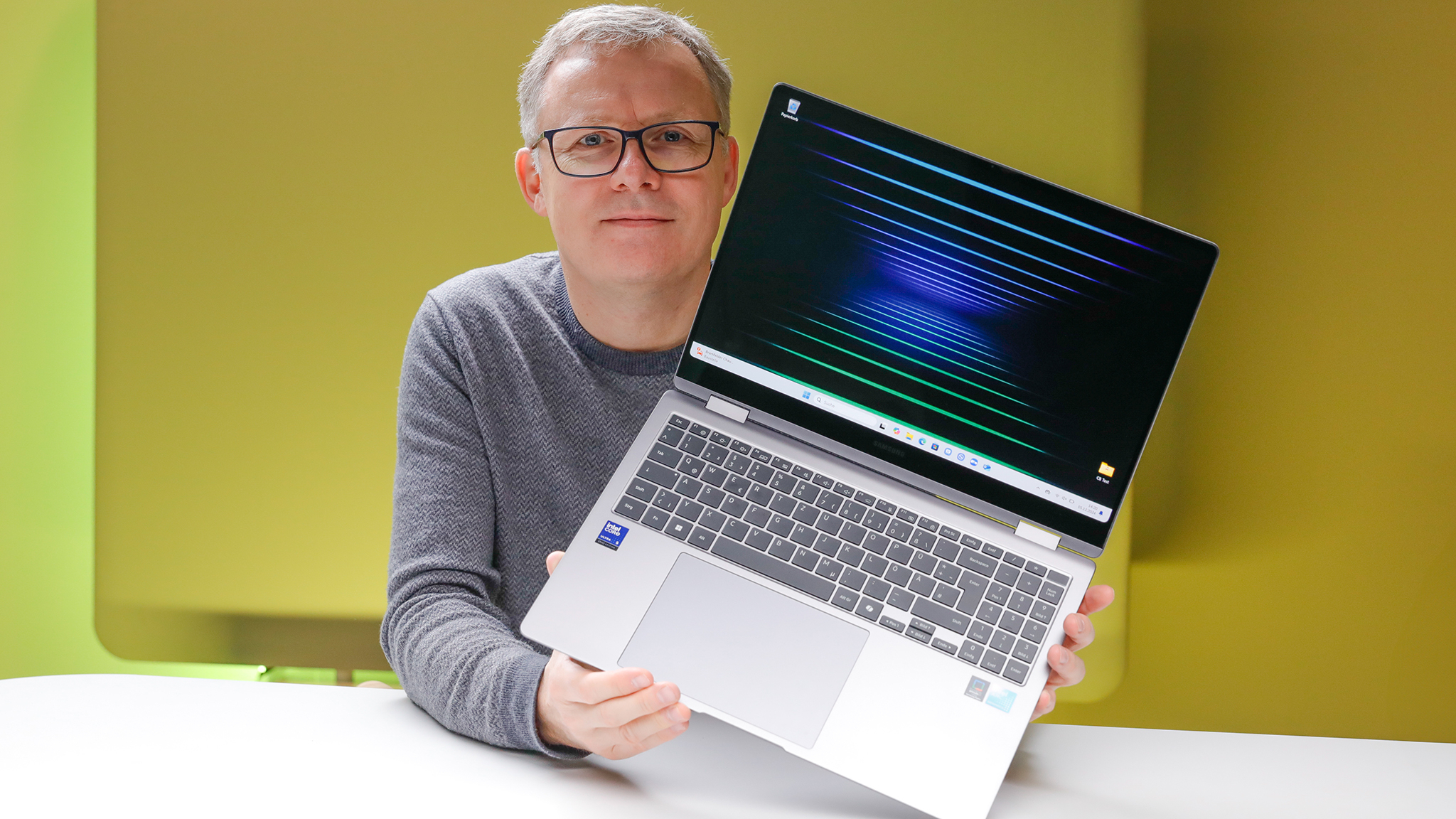 Samsung Galaxy Book 5 Pro 360: Test des 16-Zoll-Laptops - COMPUTER BILD
