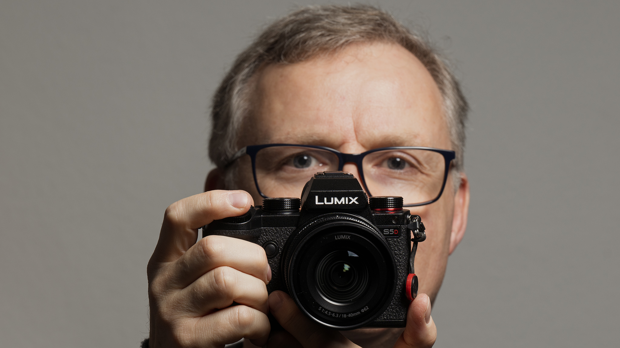 Panasonic Lumix S5D: Test der günstigen Vollformat-Systemkamera ...