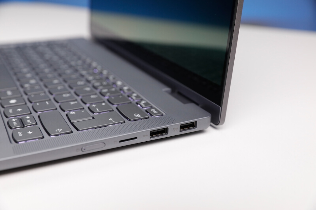 Lenovo IdeaPad 5x 2-in-1 Gen 9 im Test: Ausdauerndes Convertible ...