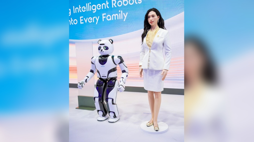 UBTech stellt weiblichen humanoiden Roboter Una vor - COMPUTER BILD