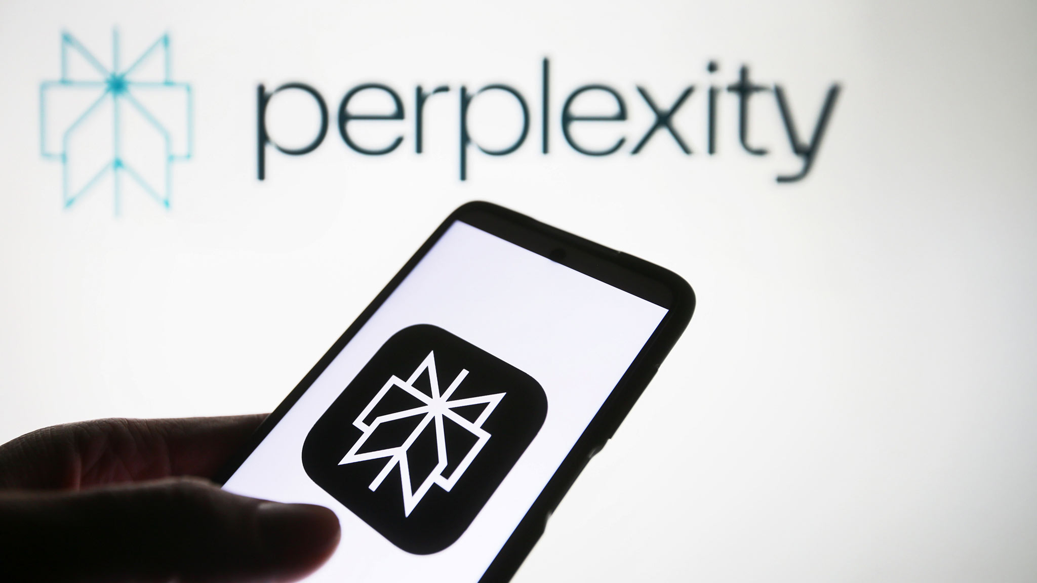 Auch Perplexity bietet neues Deep-Research-Feature - COMPUTER BILD