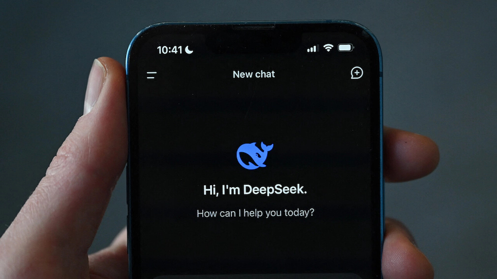 DeepSeek bringt neues KI-Modell R2 wohl früher als geplant - COMPUTER BILD