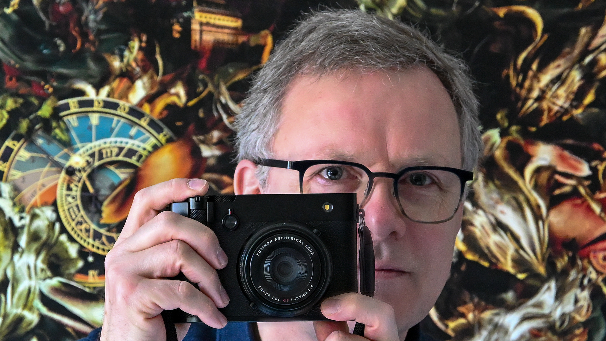 Fujifilm GFX100RF: Neue Systemkamera mit 100-Megapixel-Sensor ...