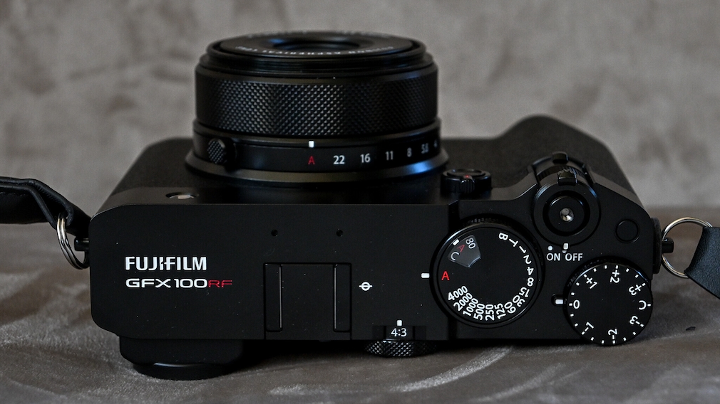 Fujifilm GFX100RF: Neue Systemkamera mit 100-Megapixel-Sensor - COMPUTER BILD