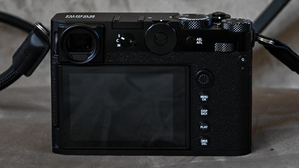 Fujifilm GFX100RF: Neue Systemkamera mit 100-Megapixel-Sensor - COMPUTER BILD