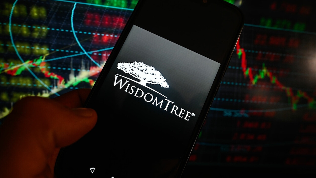 Rüstungs-ETF ist ETF des Monats - COMPUTER BILD