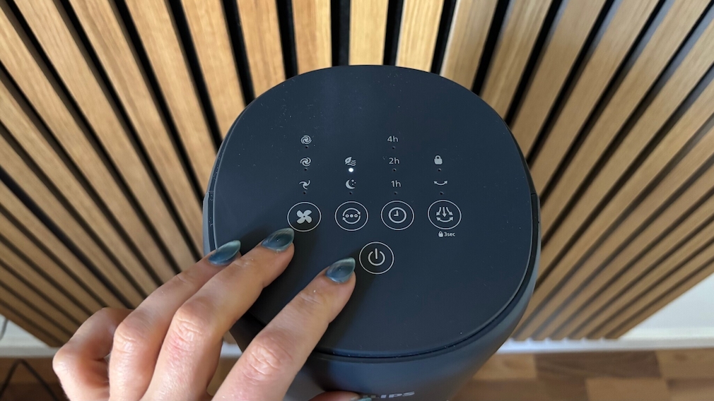 Philips 5000 Series Turmventilator im Test: Leise & platzsparend ...