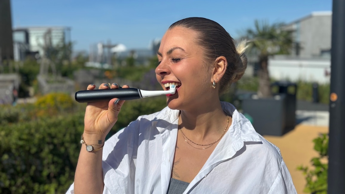 Oral-B iO Zahnbürsten im Test 2026: Die besten Modelle - COMPUTER BILD