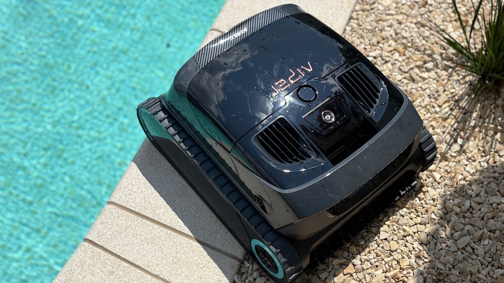 Aiper Scuba X1 im Test 2025: Poolroboter reinigt Boden und Wände ...